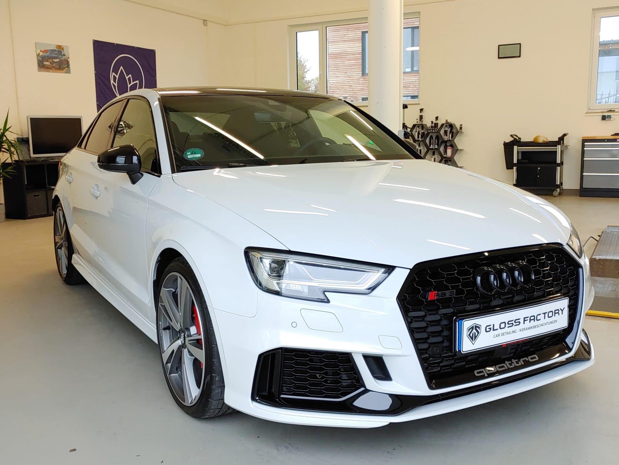 Audi RS3 Limousine - gletscherweiß - ZS Gloss Factory