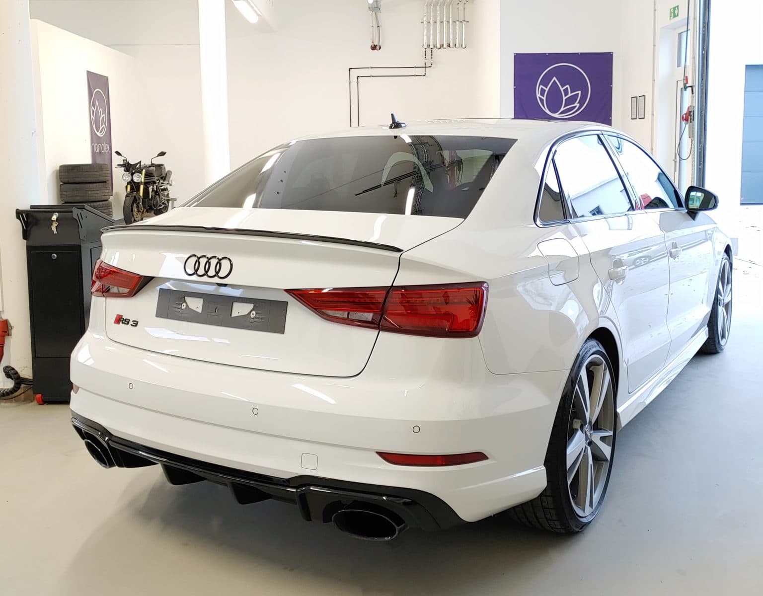 Audi RS3 Limousine - gletscherweiß - ZS Gloss Factory